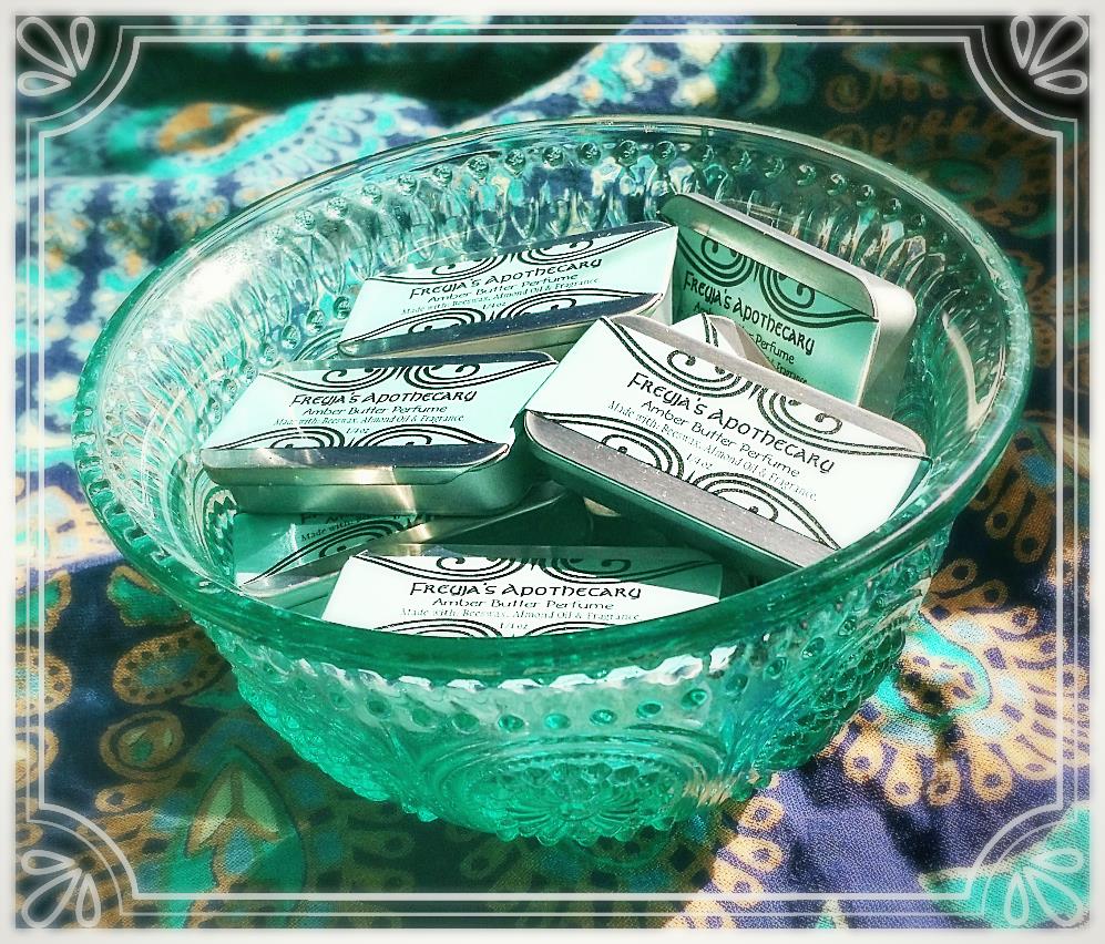 Amber solid perfume .50 oz – Leapin Lizards
